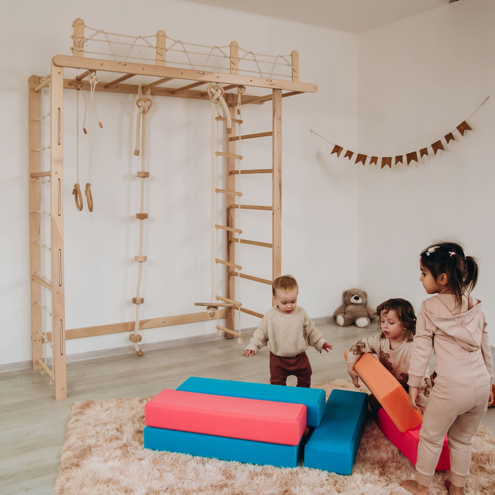 Climbing Monkey Bars: Fun & Exercising for Kids – woodandhearts